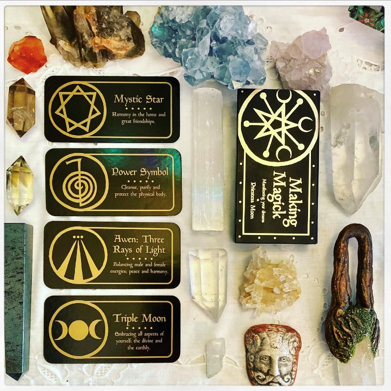 Making Magick: Manifest Your Dreams – Priestess Moon